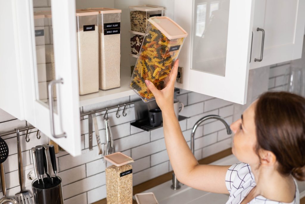 Apartment Cleaning Tips | Livonia, MI | Plymouth Woods